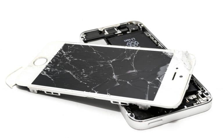Réparation iPhone : où et comment faire réparer votre écran cassé